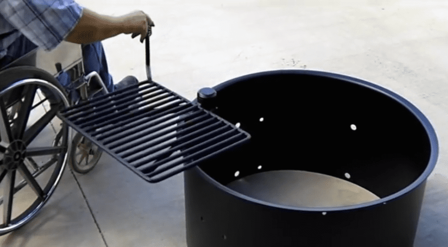 The Do's and Don'ts of Using Public Park Grills - Picnic Furniture