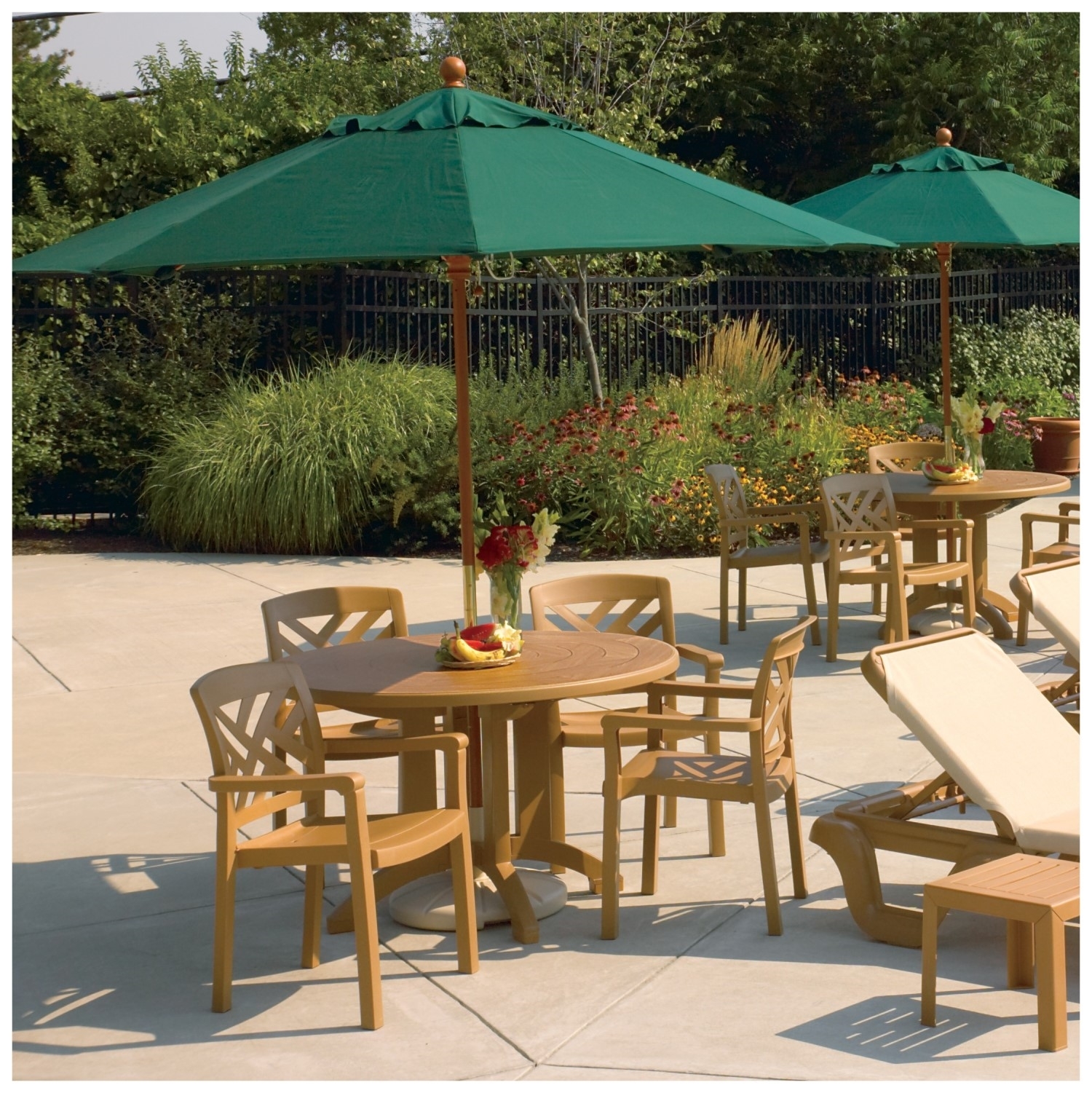 Aquaba Swimming Pool Dining Table - Picnic Furniture